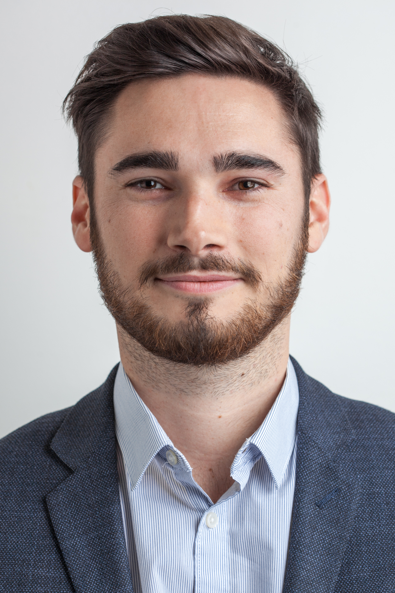 Maître Hugo BRUNA - Avocat à Valbonne,